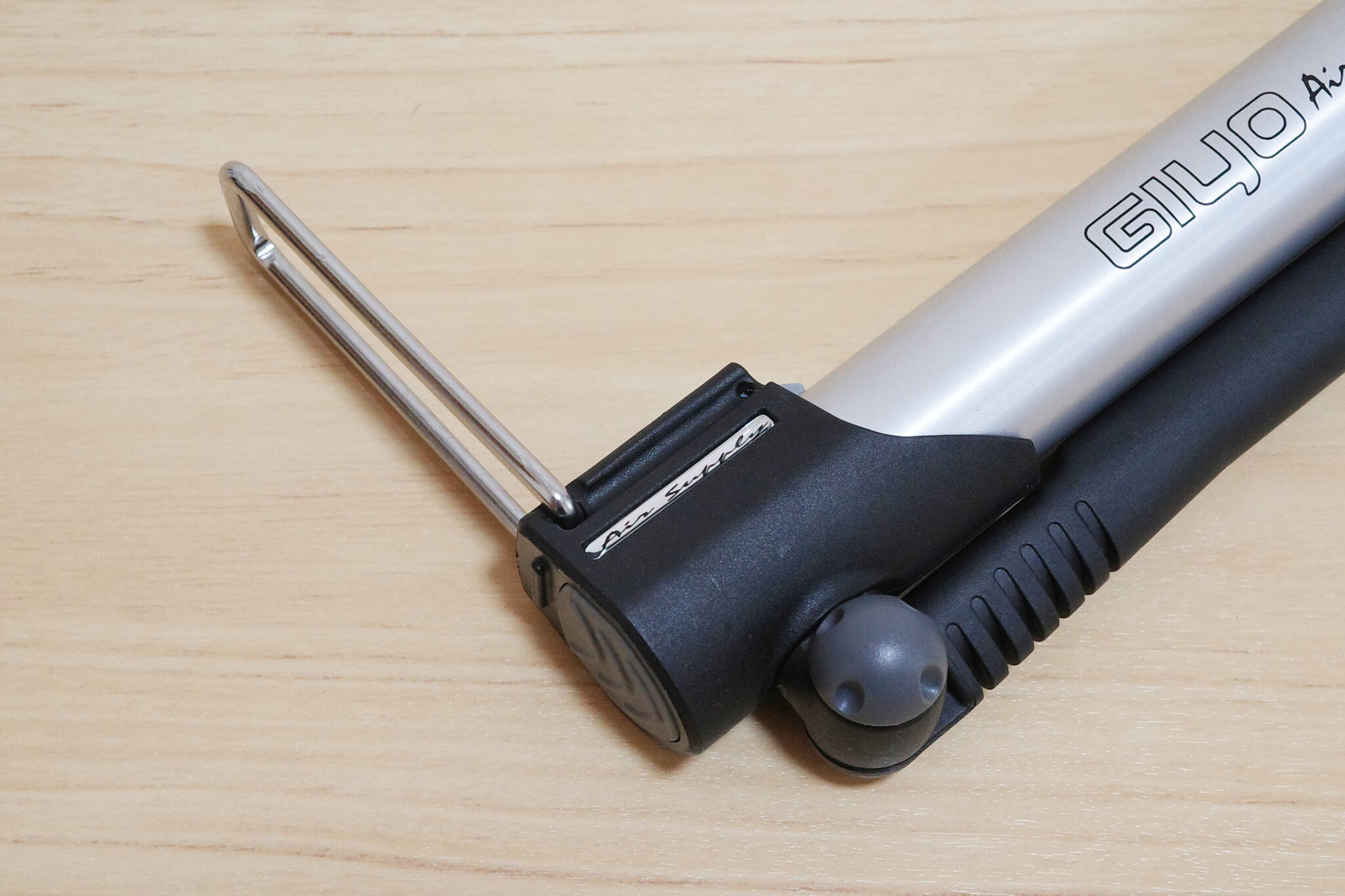 レビュー GIYO GM-71 携帯用マイクロフロアポンプ：BROMPTONに最適な携帯ポンプ | NekosatoLog